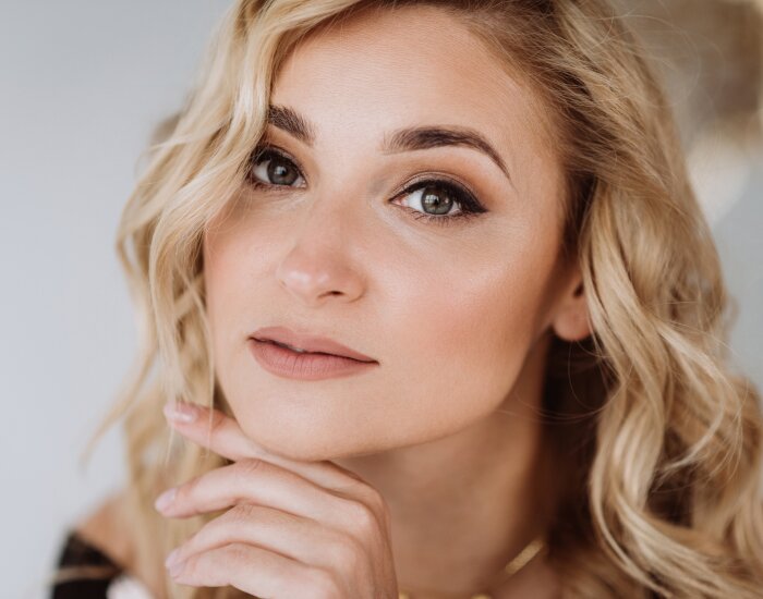 BLOG | Combining a Facelift with Other Procedures: Is It Worth It?